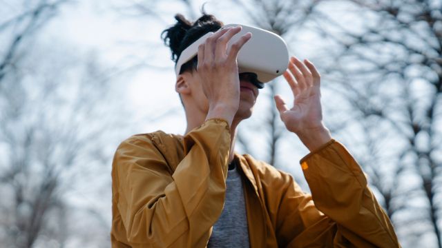 Two-year-old Meta Quest 2 gets a Price Rise - SaveDelete